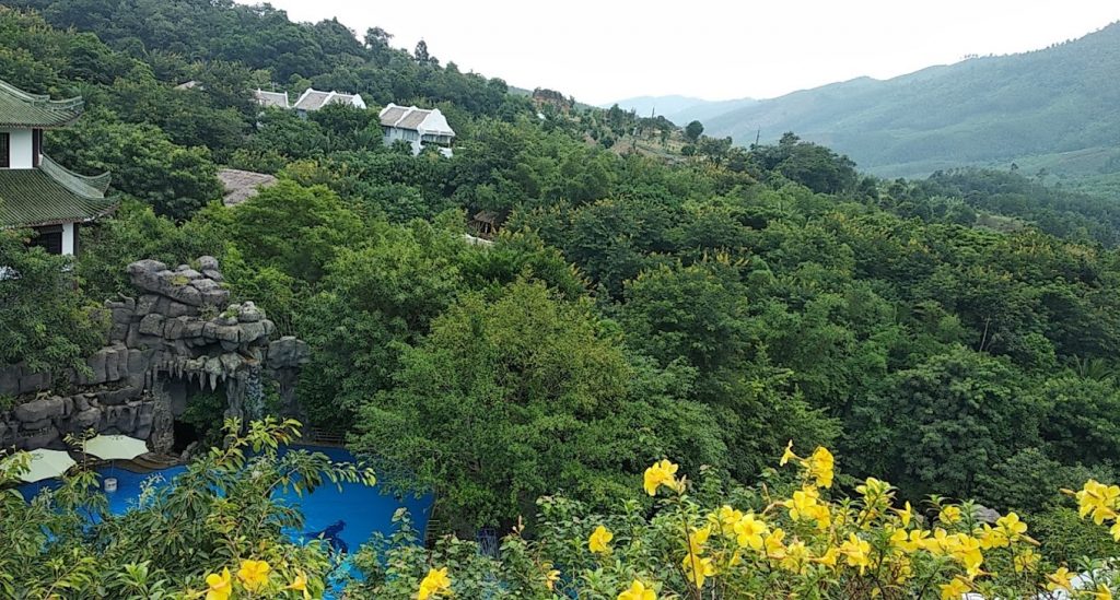 How far is it from Da Nang to Nui Than Tai Hot Spring Park? What ...