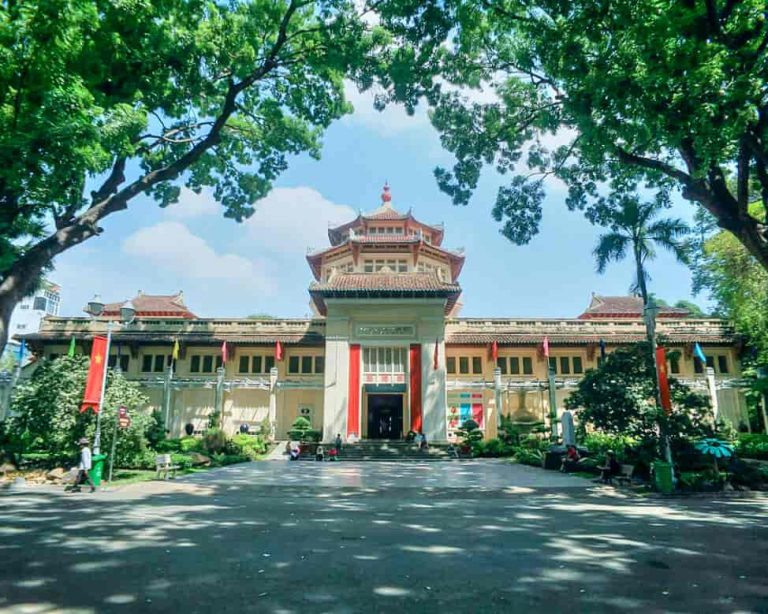 Explore the Ho Chi Minh City History Museum - Da Nang Private Car