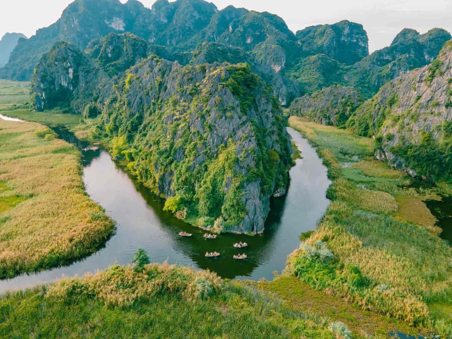 Comprehensive Travel Experience at Van Long Lagoon, Ninh Binh - Da Nang ...